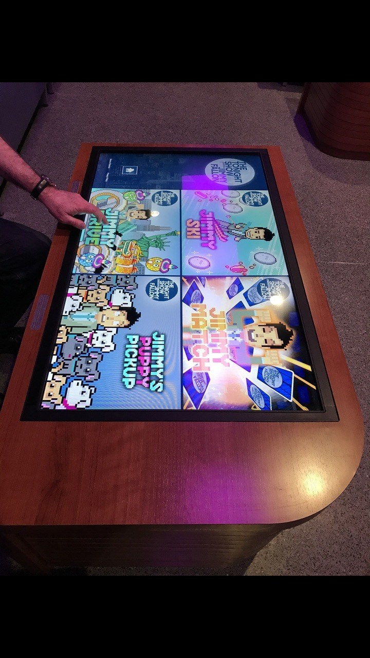 Jimmy Fallon Touch Games Entertain Crowds at Universal – %%sitename%%